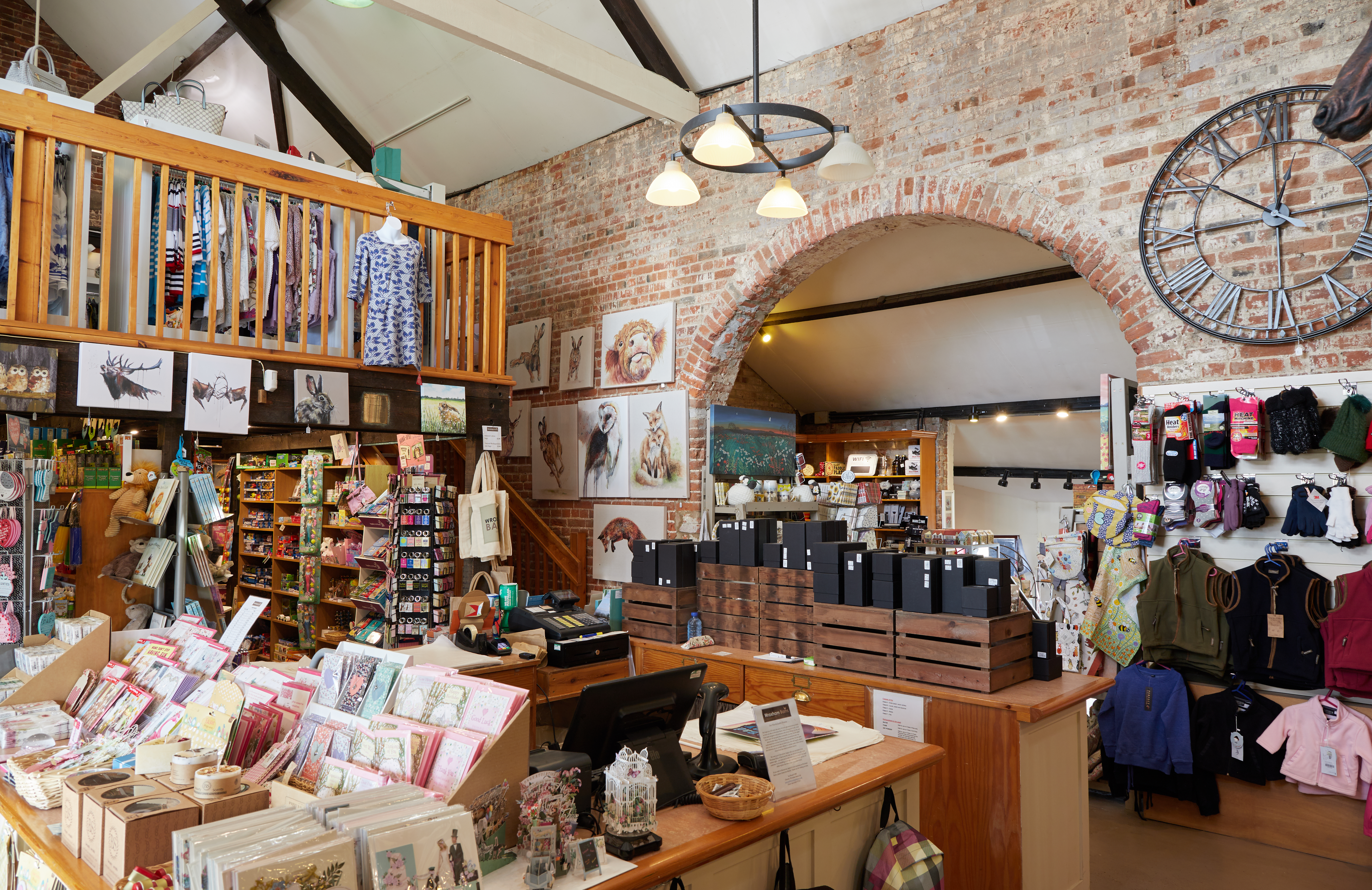 About Gallery Gifts & Clothing